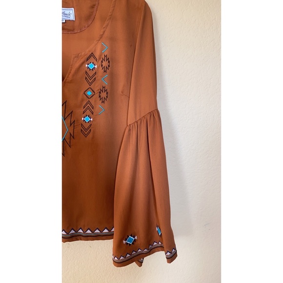Tops | Nwt Outback Trading Company Tess Blouse Aztec Top | Poshmark